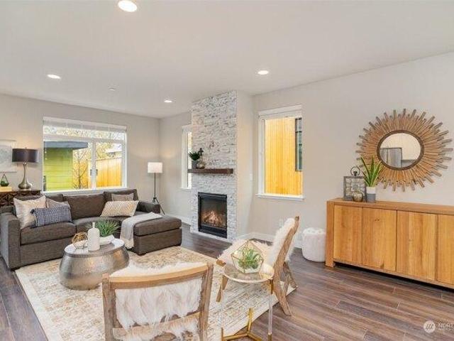house with 3 bedroom, Duvall WA ES103501413