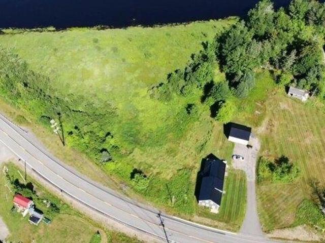 house with 3 bedroom, East Machias ME ES104264577