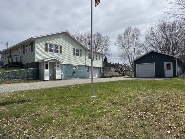 house with 3 bedroom, East Millinocket ME DS104043702