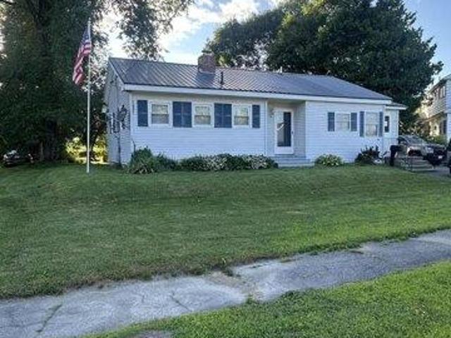 house with 3 bedroom, East Millinocket ME DS102761936