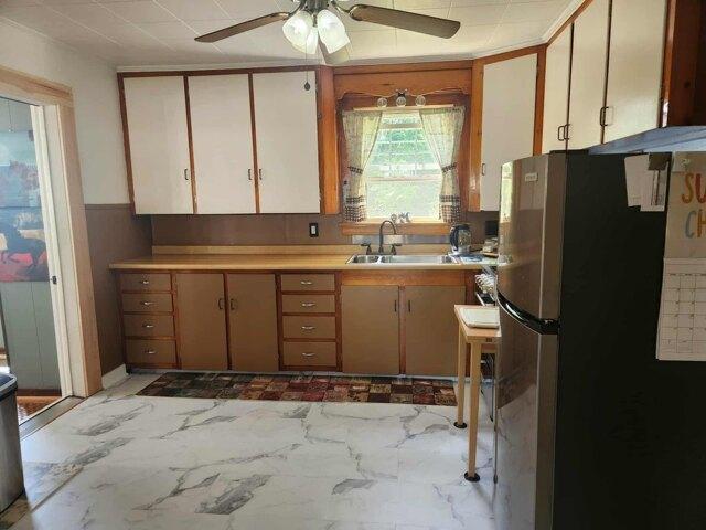 house with 3 bedroom, East Millinocket ME ES104832834