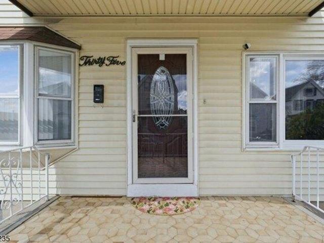 house with 3 bedroom, East Orange NJ DLS101660592