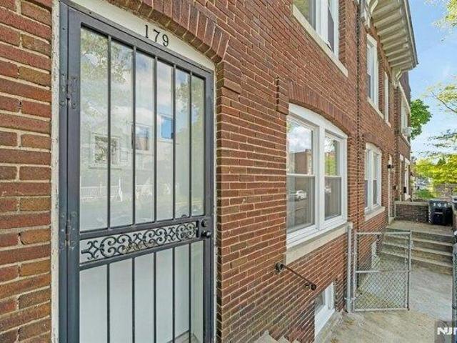 house with 3 bedroom, East Orange NJ DS103158674