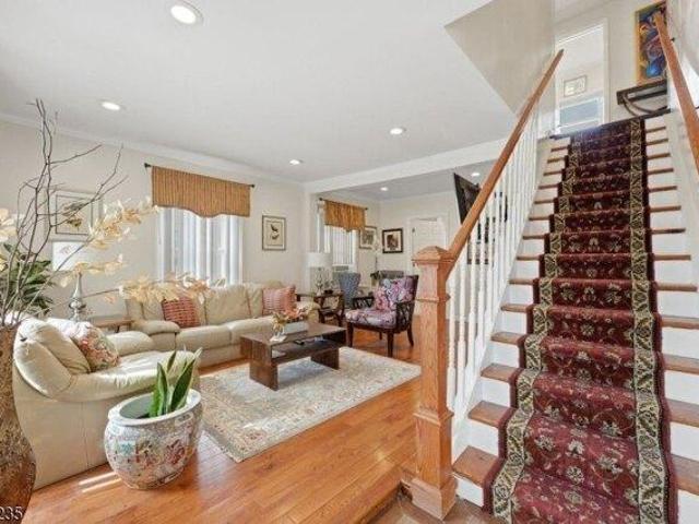 house with 3 bedroom, East Orange NJ ES104352356