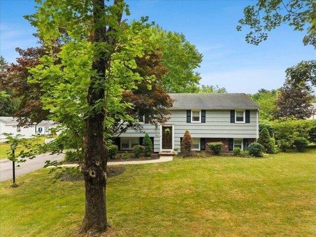 house with 3 bedroom, East Bridgewater MA DS104238185