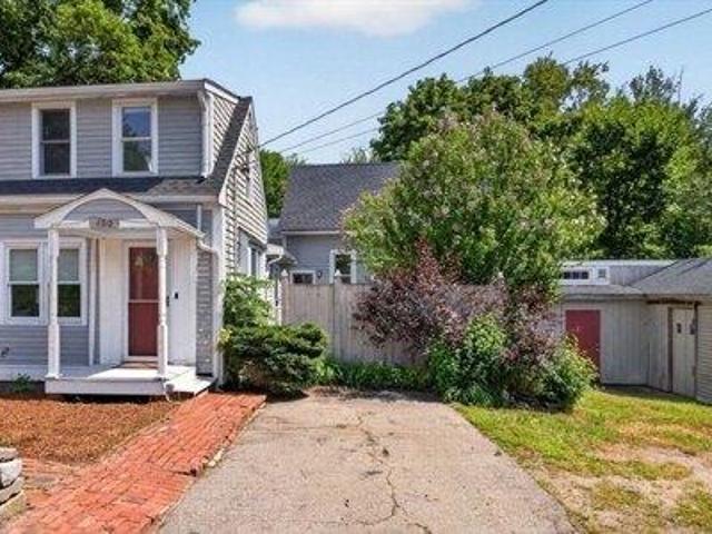 house with 3 bedroom, East Bridgewater MA DS104407686