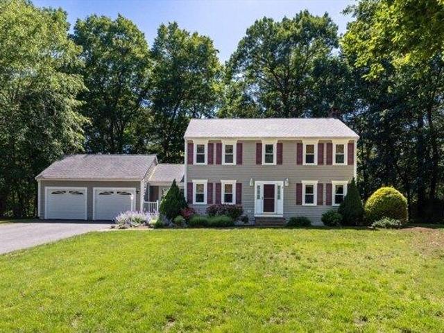 house with 3 bedroom, East Bridgewater MA DS103431551