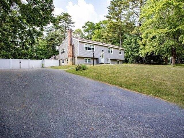 house with 3 bedroom, East Bridgewater MA DS103443742