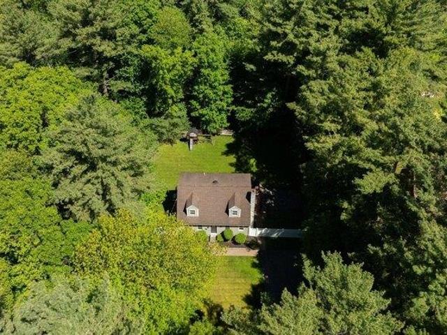 house with 3 bedroom, East Bridgewater MA ES104540282