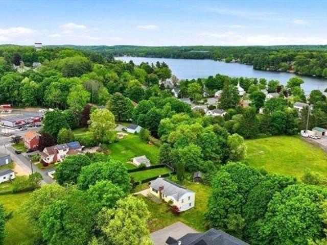 house with 3 bedroom, East Brookfield MA ES103125907