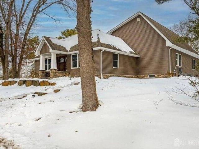 house with 3 bedroom, East Brunswick NJ DS102799463
