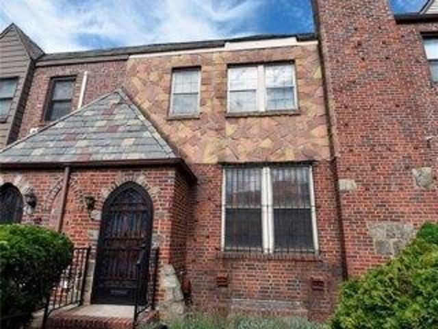 house with 3 bedroom, East Elmhurst NY ES104900704