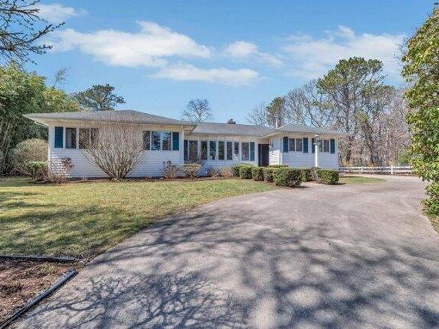 house with 3 bedroom, East Falmouth MA DLS101898511
