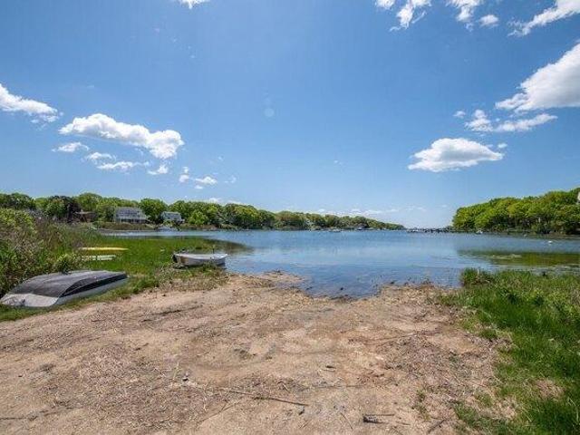 house with 3 bedroom, East Falmouth MA DS103020267