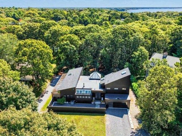 house with 3 bedroom, East Falmouth MA ES104043909