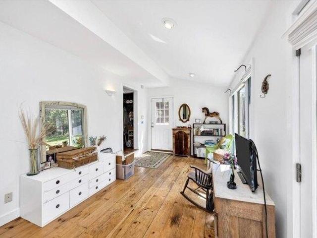 house with 3 bedroom, East Falmouth MA ES104078573