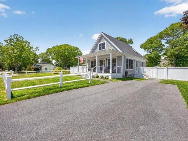house with 3 bedroom, East Falmouth MA ES104329517