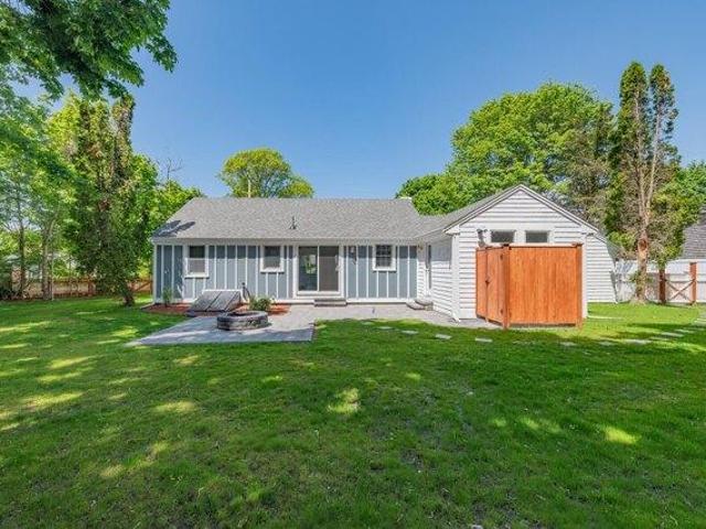 house with 3 bedroom, East Falmouth MA ES104570578