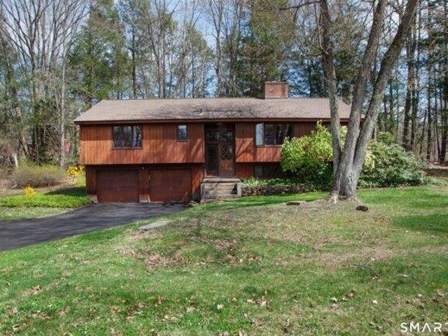 house with 3 bedroom, East Granby CT DLS102255451
