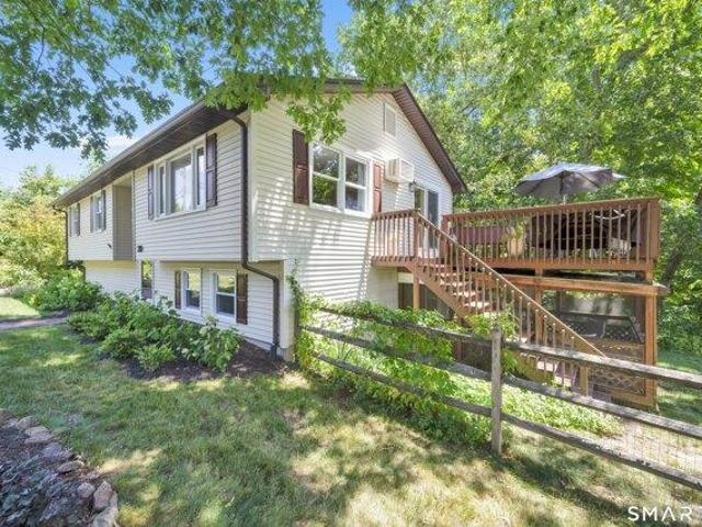 house with 3 bedroom, East Granby CT DS103886237