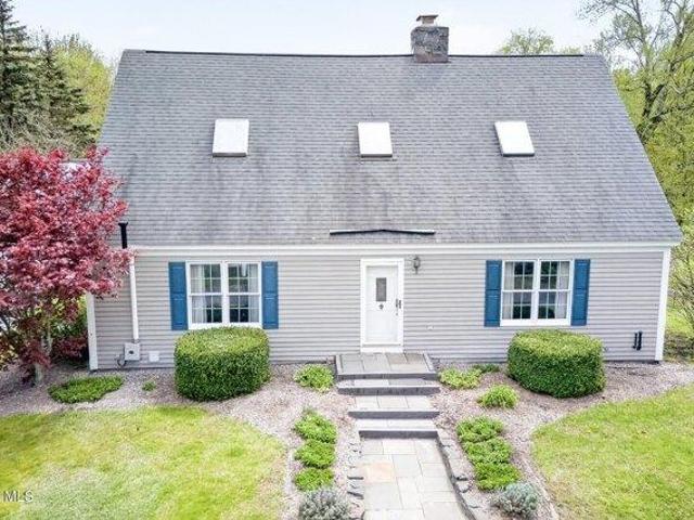 house with 3 bedroom, East Greenbush NY ES103625392
