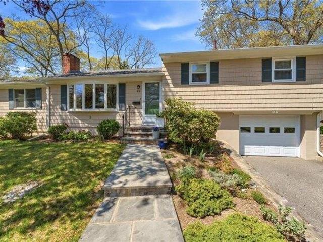 house with 3 bedroom, East Greenwich RI DS103033564