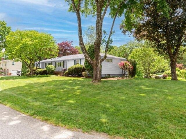 house with 3 bedroom, East Greenwich RI DS103442837