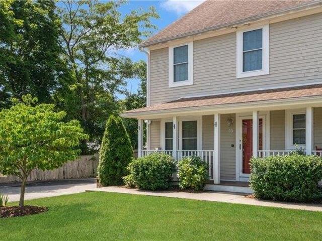 house with 3 bedroom, East Greenwich RI DS104237180