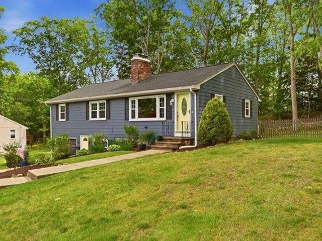 house with 3 bedroom, East Greenwich RI ES103443179