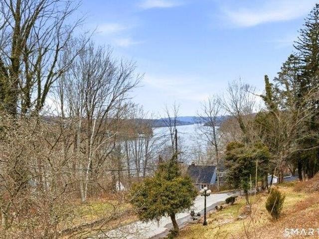 house with 3 bedroom, East Haddam CT DS101858974