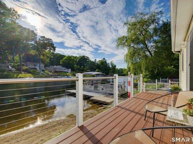 house with 3 bedroom, East Haddam CT ES105192259