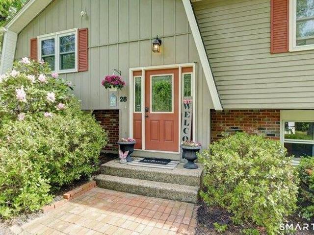 house with 3 bedroom, East Hampton CT ES103126461