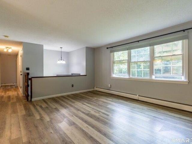 house with 3 bedroom, East Hampton CT ES105203376