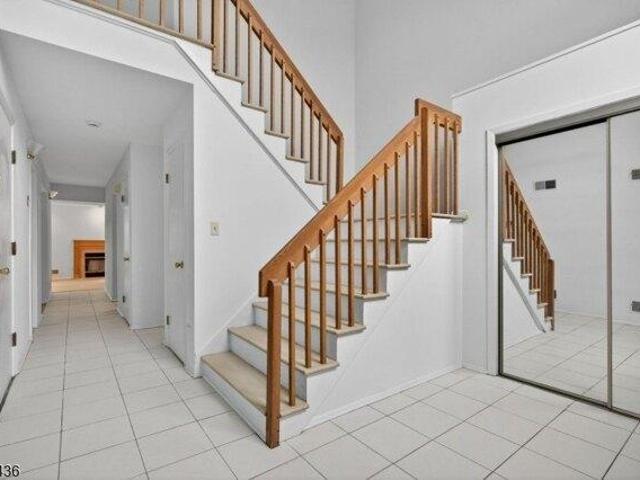 house with 3 bedroom, East Hanover NJ ES104849702