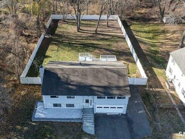 house with 3 bedroom, East Hartford CT DLS101782577
