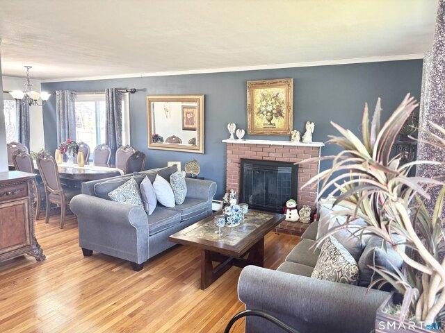 house with 3 bedroom, East Hartford CT DLS102063290