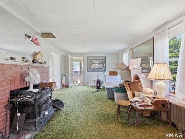 house with 3 bedroom, East Hartford CT DLS102728346
