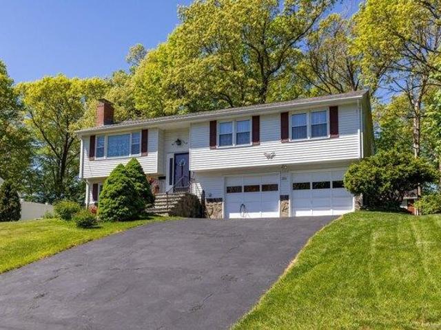 house with 3 bedroom, East Hartford CT DLS88247014