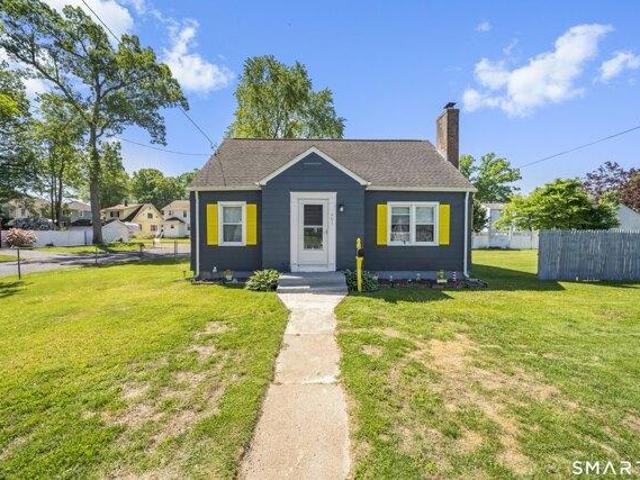 house with 3 bedroom, East Hartford CT DS104078782