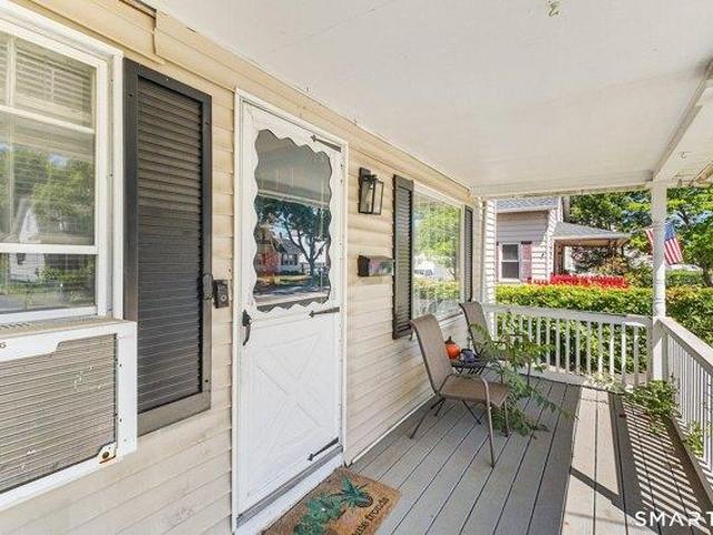 house with 3 bedroom, East Hartford CT DS104111876