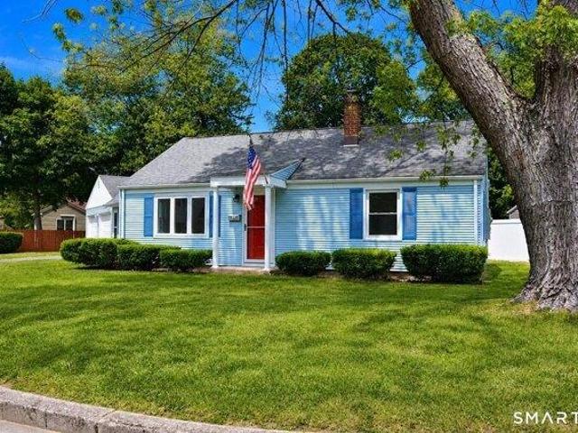 house with 3 bedroom, East Hartford CT DS104375817