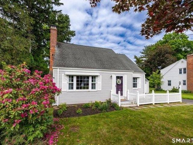 house with 3 bedroom, East Hartford CT DS102778397
