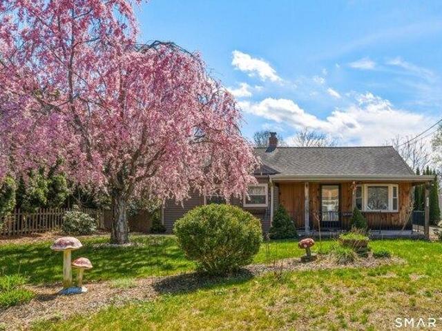 house with 3 bedroom, East Hartford CT DS103069540