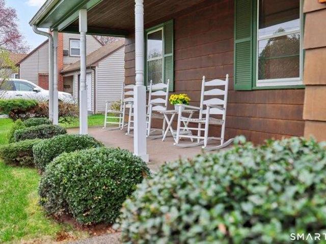 house with 3 bedroom, East Hartford CT DS103162149