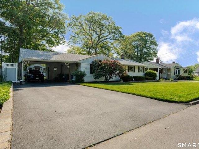 house with 3 bedroom, East Hartford CT DS103438445