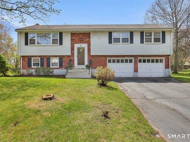 house with 3 bedroom, East Hartford CT DS103602278