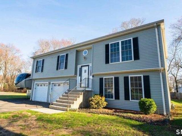 house with 3 bedroom, East Hartford CT ES104834962