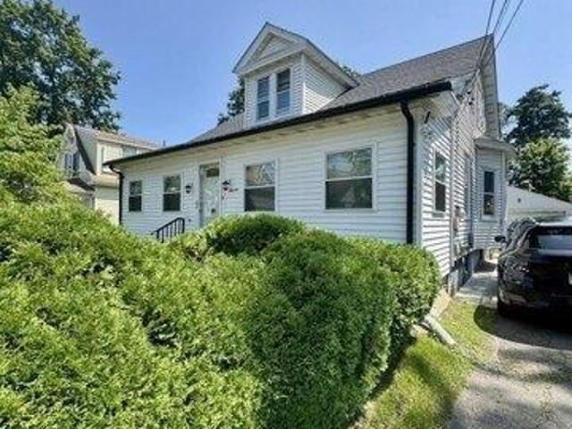 house with 3 bedroom, East Hartford CT ES104849194