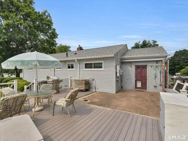 house with 3 bedroom, East Hartford CT ES105190395