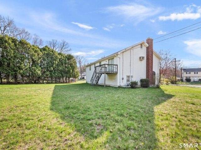 house with 3 bedroom, East Hartford CT ES103098599